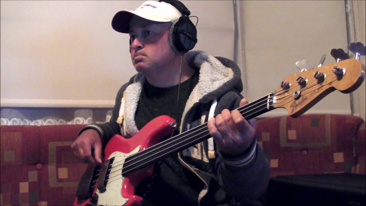 Moody Blue Jerry Scheff line Elvis - YouTube