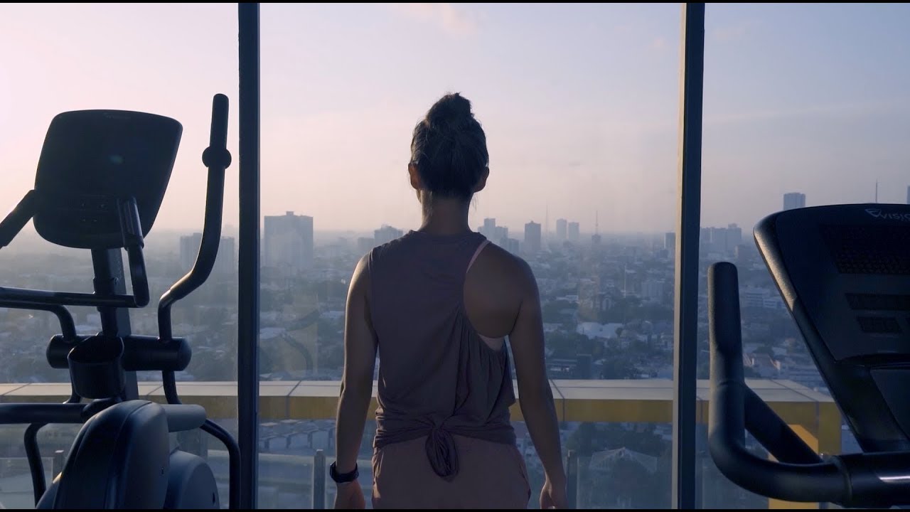 PowerThrough your day with the New Avon True PowerStay - YouTube
