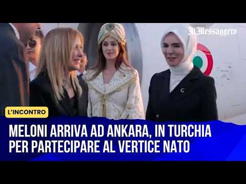 Meloni arriva ad Ankara, in Turchia per partecipare al vertice Nato