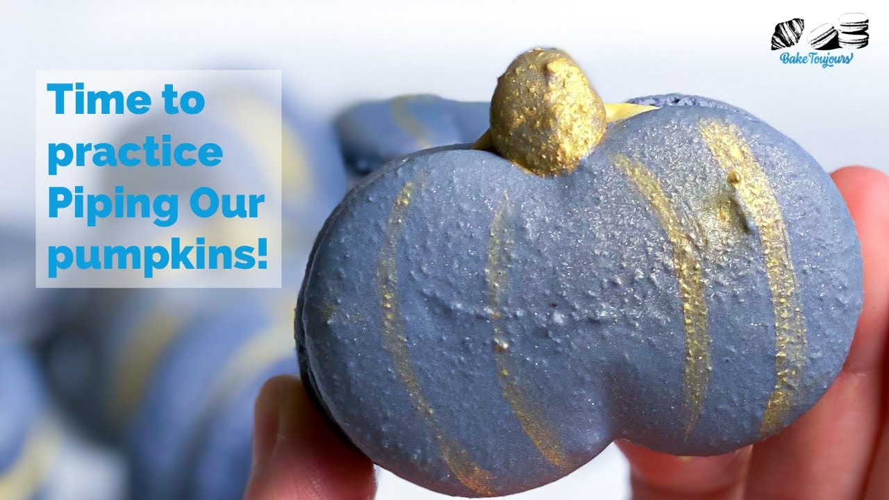 LIVE: Navy blue Pumpkin Macarons - YouTube