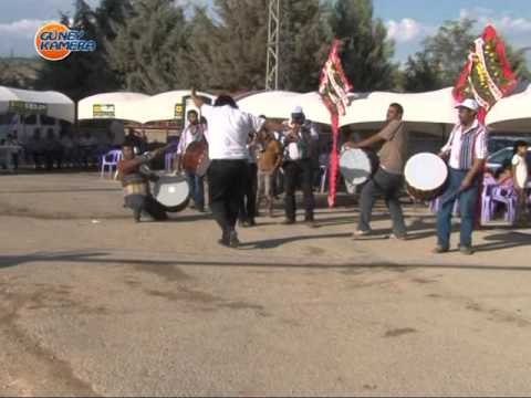 Hüseyin ÖLMEZin  düğünü YARIM KABA TAM KABA ARABİ VELDE DAVUL ZURNA GÜNEY KAMERA KİLİS 2015