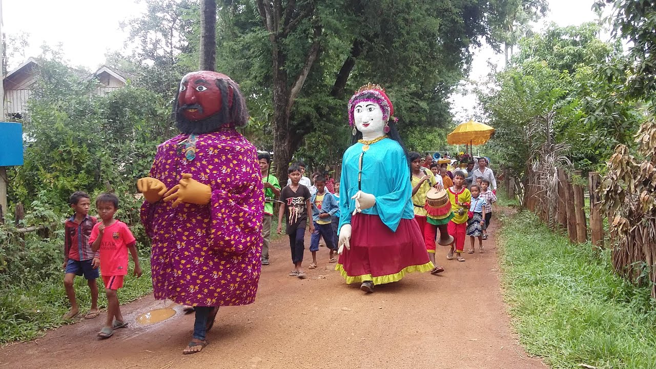 Kathin Khmer - YouTube