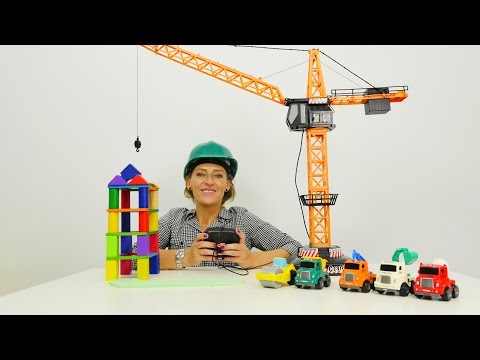 Spielspaß auf der Baustelle - Für den Kran, den Bagger und den Laster gibts viel zu tun