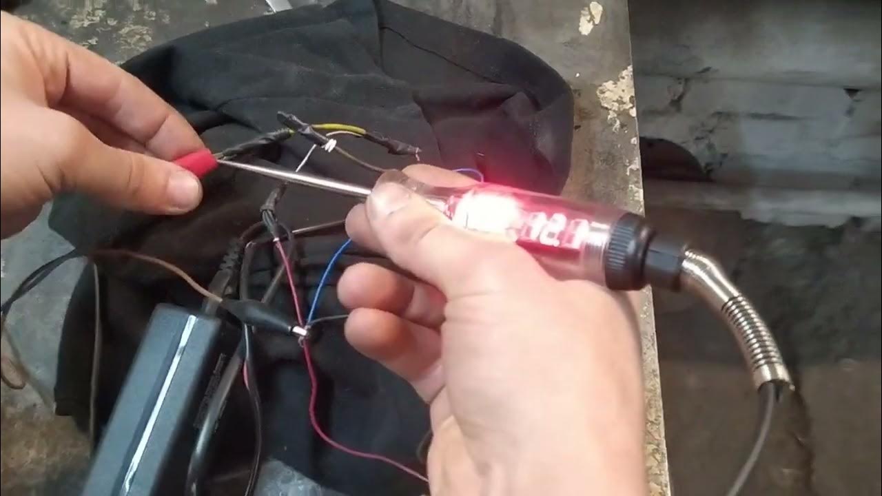 Контролька автоэлектрика с вольтметром - YouTube