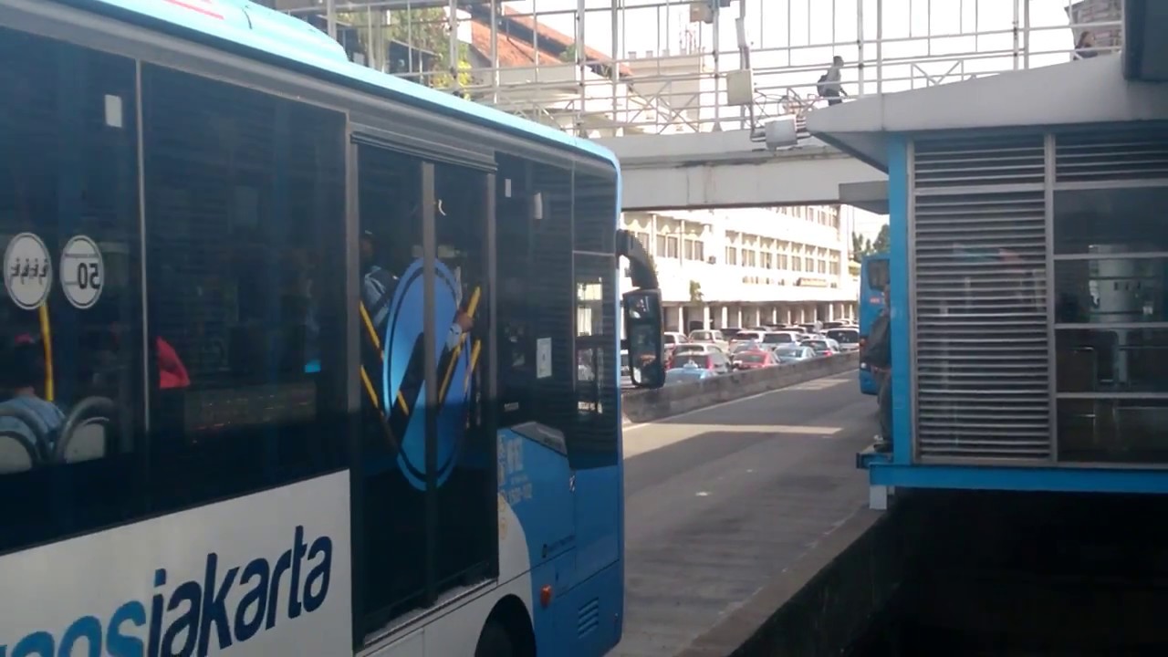 【バスPV 】Ayo Naik Bus Trans Jakarta 『BRT』 - YouTube