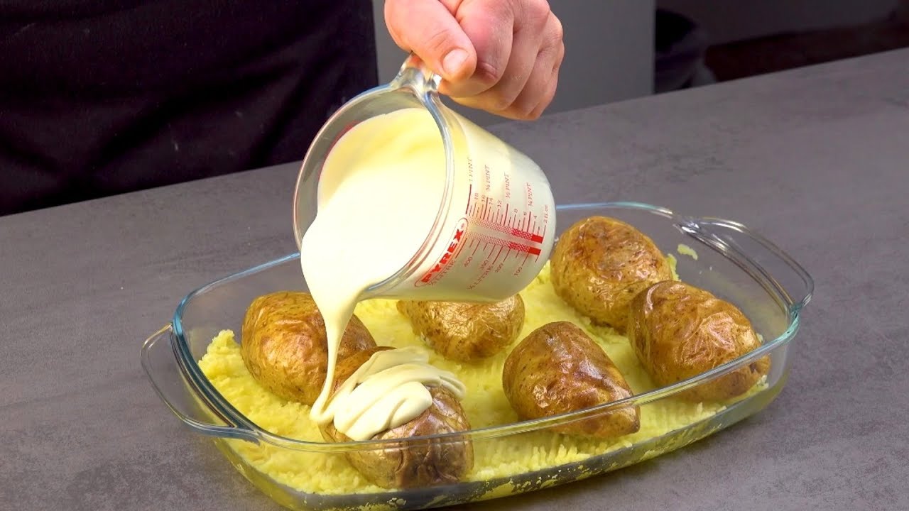 Pour The Sauce Over All 6 Potatoes & Pop Them In The Oven For A ...