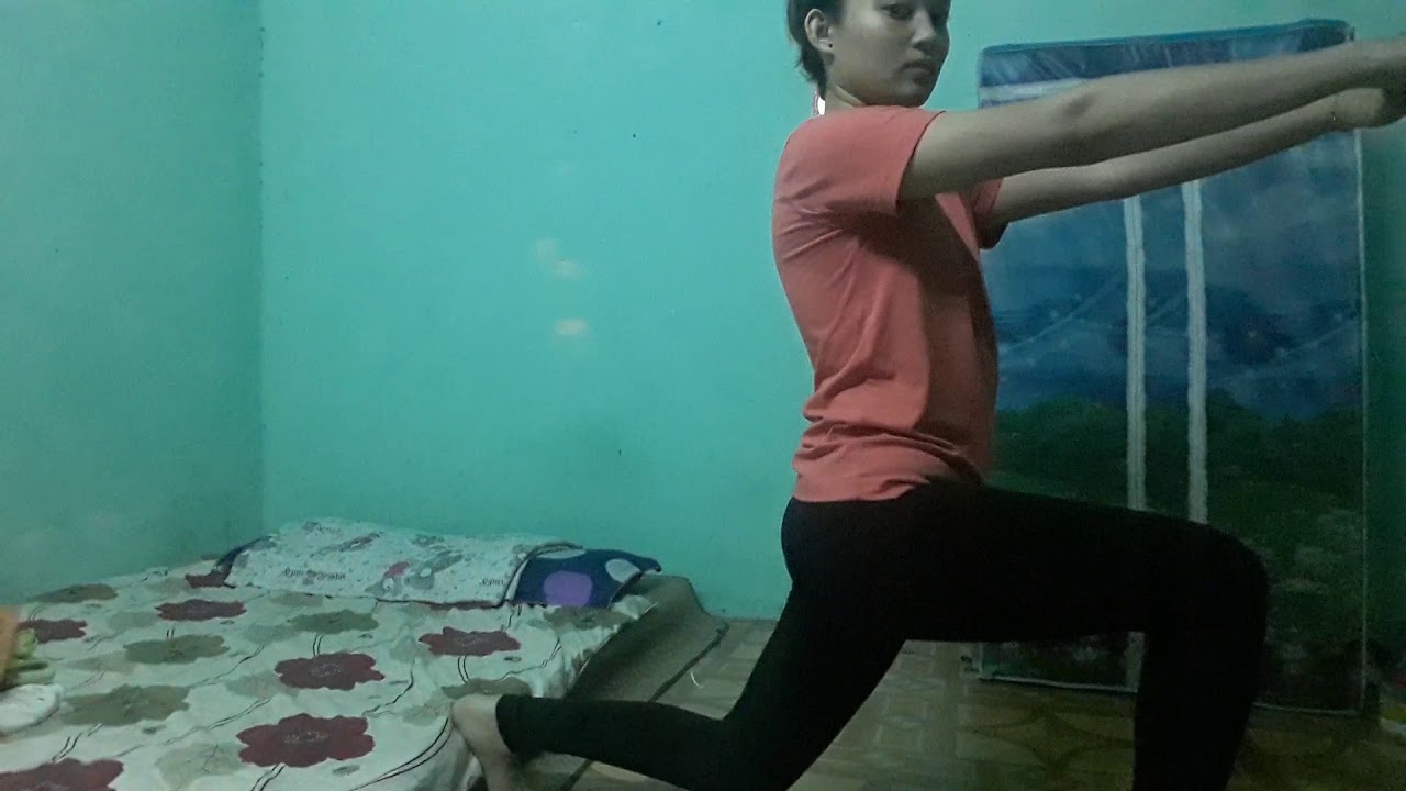 How to do Front Lunge With Twists? - YouTube