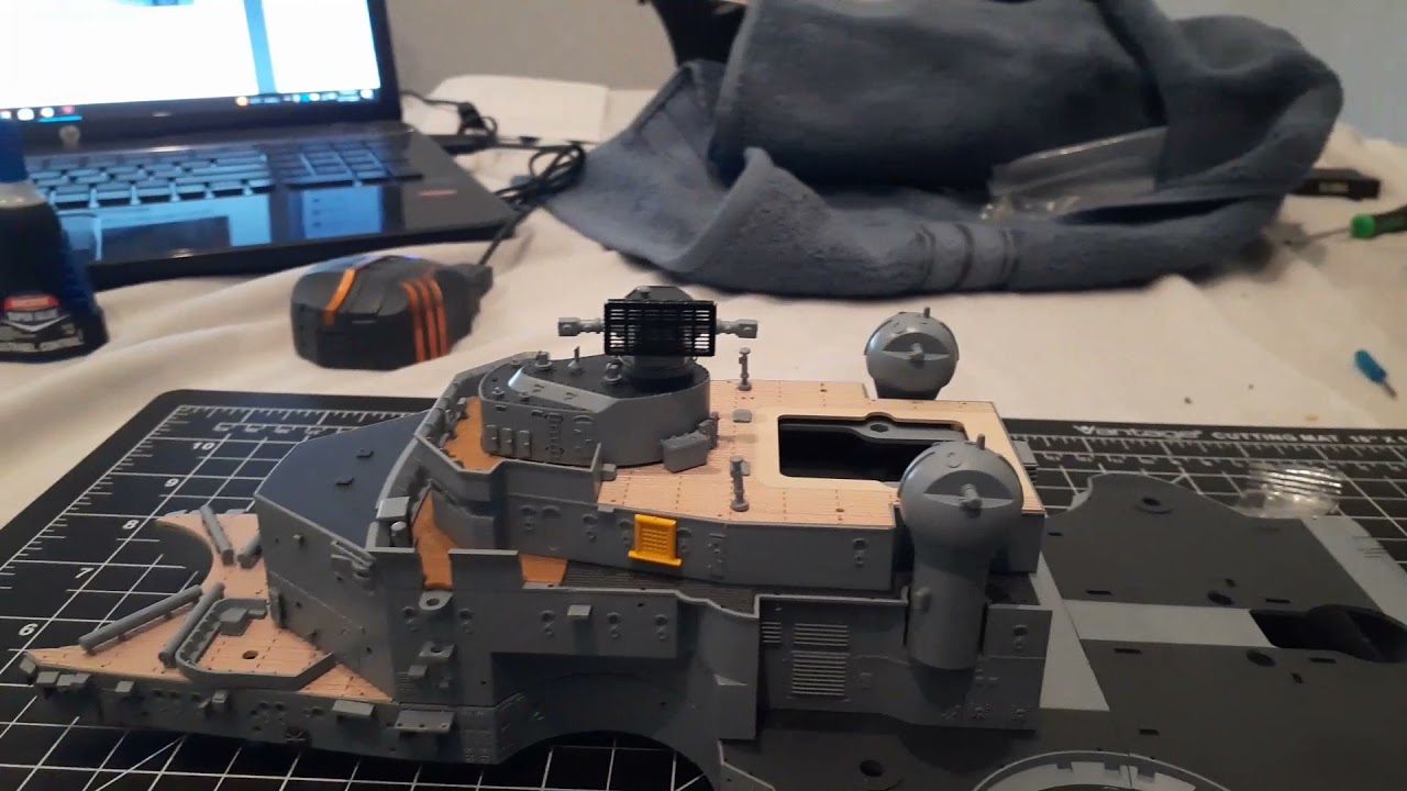 Agora Models 1/200 Battleship Bismarck Pack 4 Stage 35 - YouTube