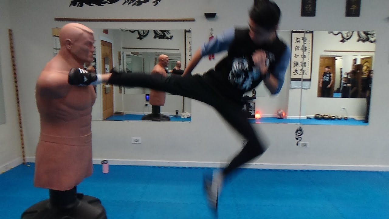Flying Side Kick Kung Fu Training - YouTube
