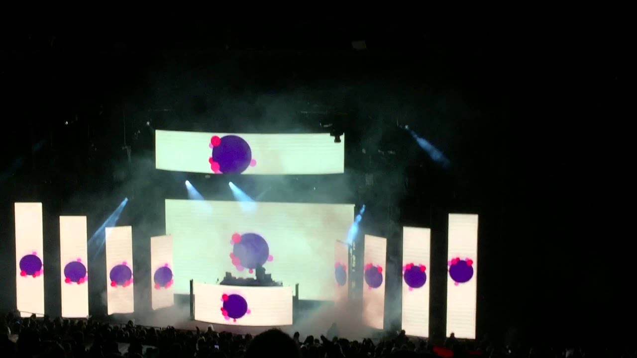 Bassnectar - Don't Hate the 808 - YouTube