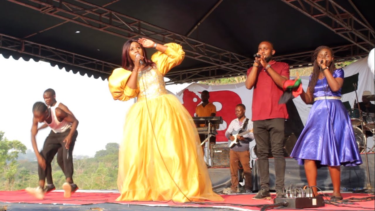 Dr Ethel Kawendo Banda Perfoming at Njamba Freedom Park Blantyre Arts ...