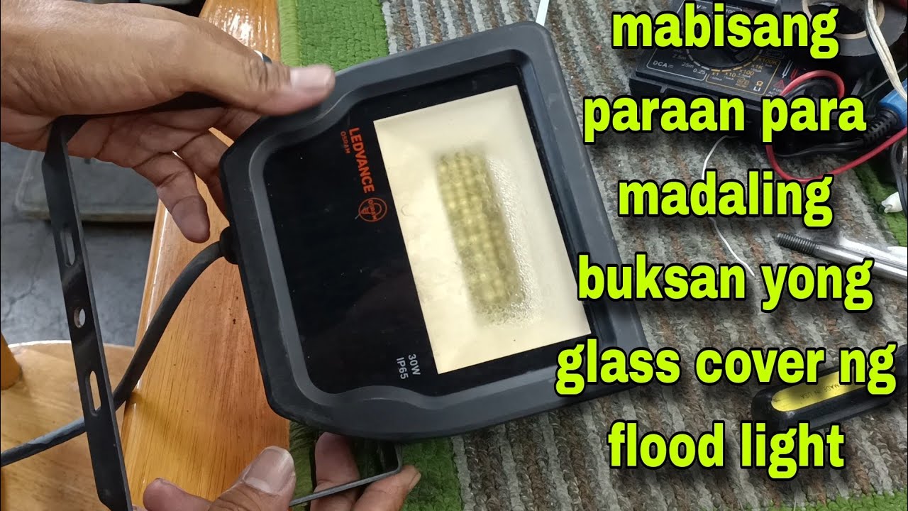 Gamit ang isang basong tubig na mainit na buksan ko yong glass cover ng ...
