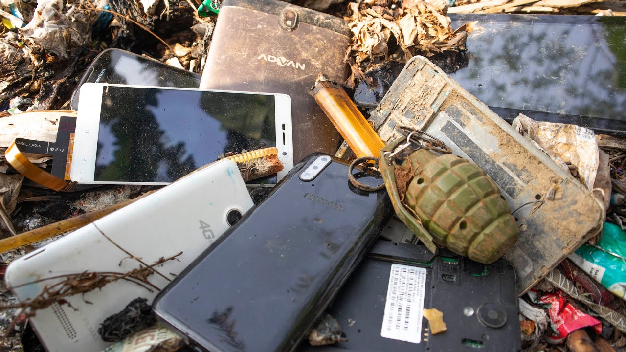 Junk phone restoration || Find lots of old touch phones and more - YouTube
