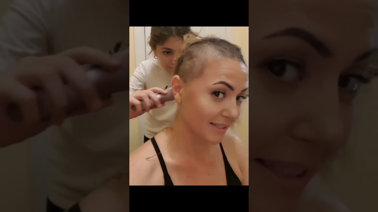 Headshave blonde shaving her own head - YouTube