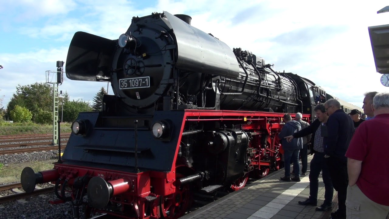 35 1097 mit DR Zug in Halberstadt - 28.09.2019 - YouTube