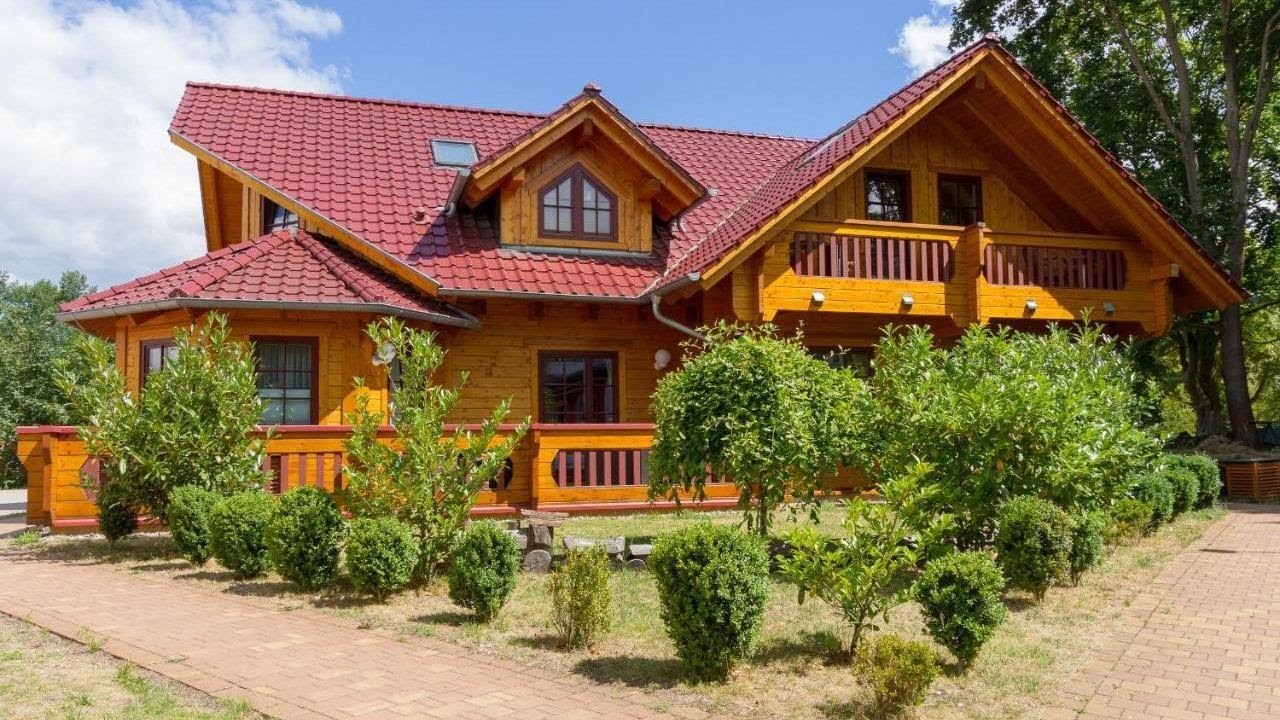 Hotel & Restaurant Wilder Eber, Eberswalde-Finow, Germany - YouTube