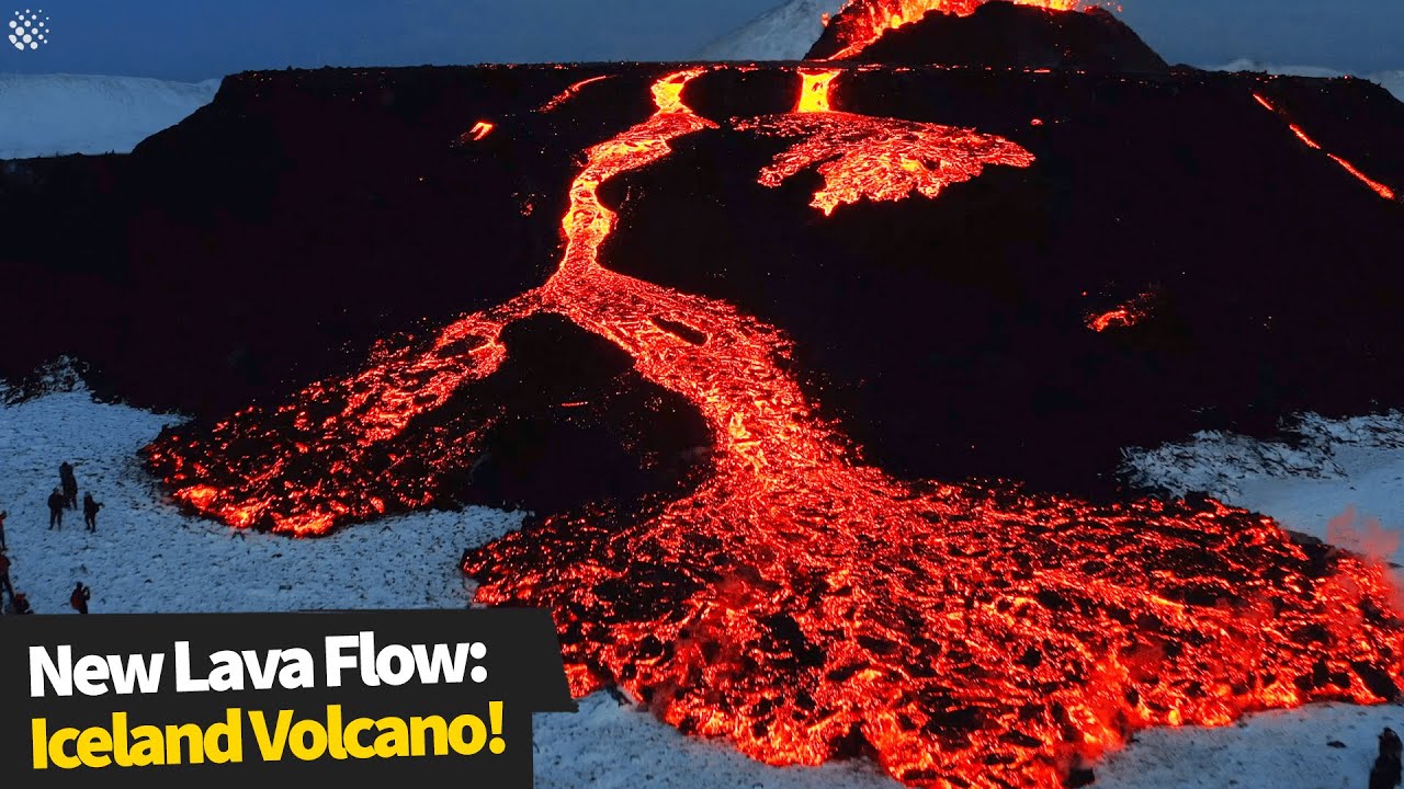 New lava stream opens up at Iceland's Fagradalsfjall volcano | Volcano ...