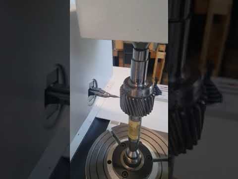 Klingelnberg PNC60 CNC Gear Measuring Machine - YouTube