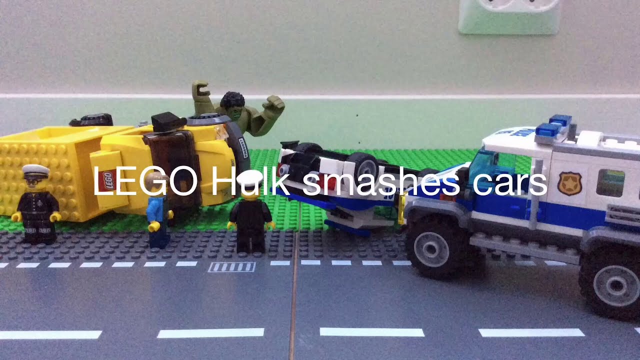 LEGO Hulk smashing cars - YouTube