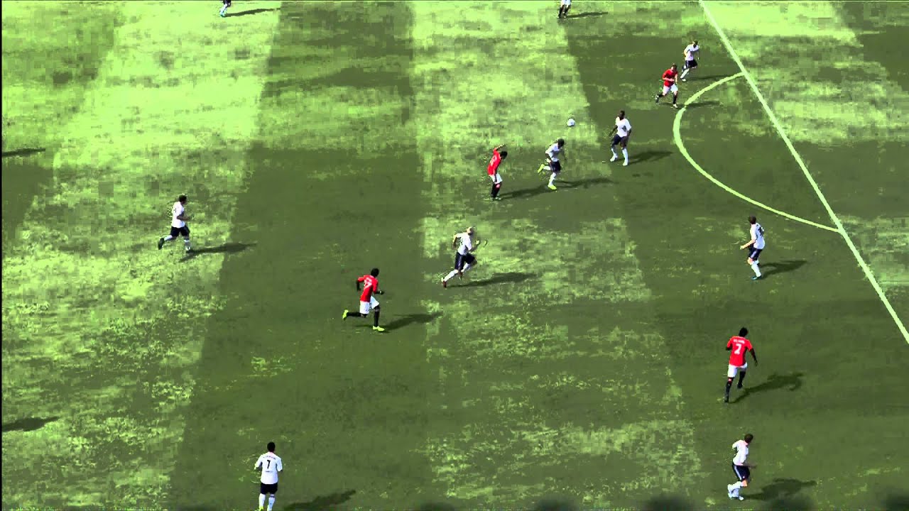 FIFA 12 Modric bicycle kick - YouTube