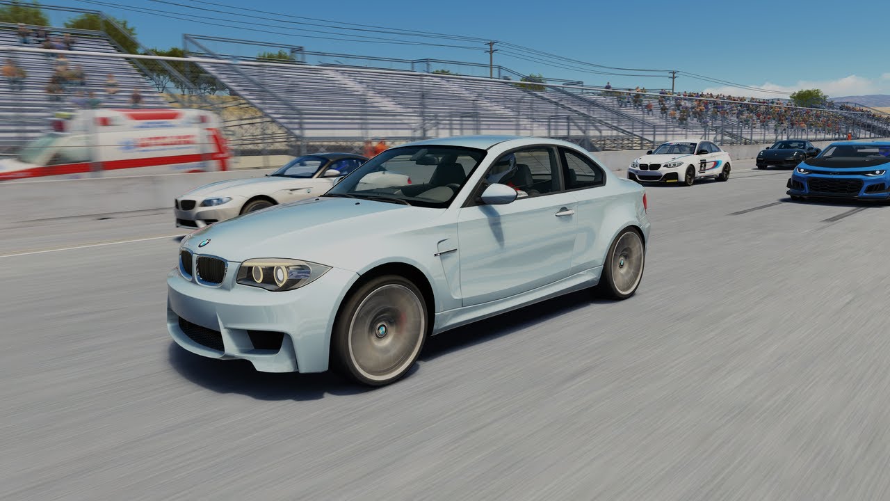 Bmw 1M vs Bmw Z4 and supercars at Laguna Seca - YouTube