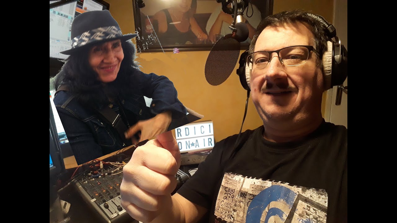 VIDEO INTERVIEW ESTHER GALIL CONFINEE 290420 - YouTube