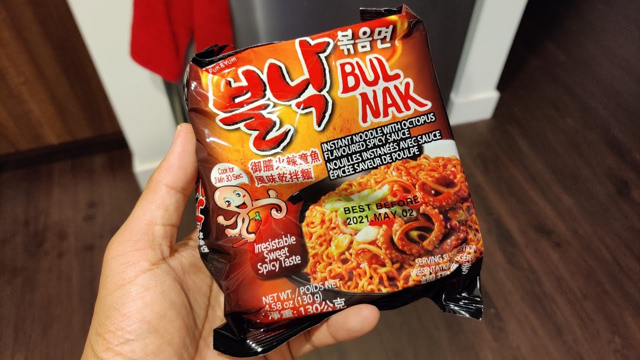 Paldo BULNAK Octopus SWEET and SPICY Instant Ramen Noodles Review ...