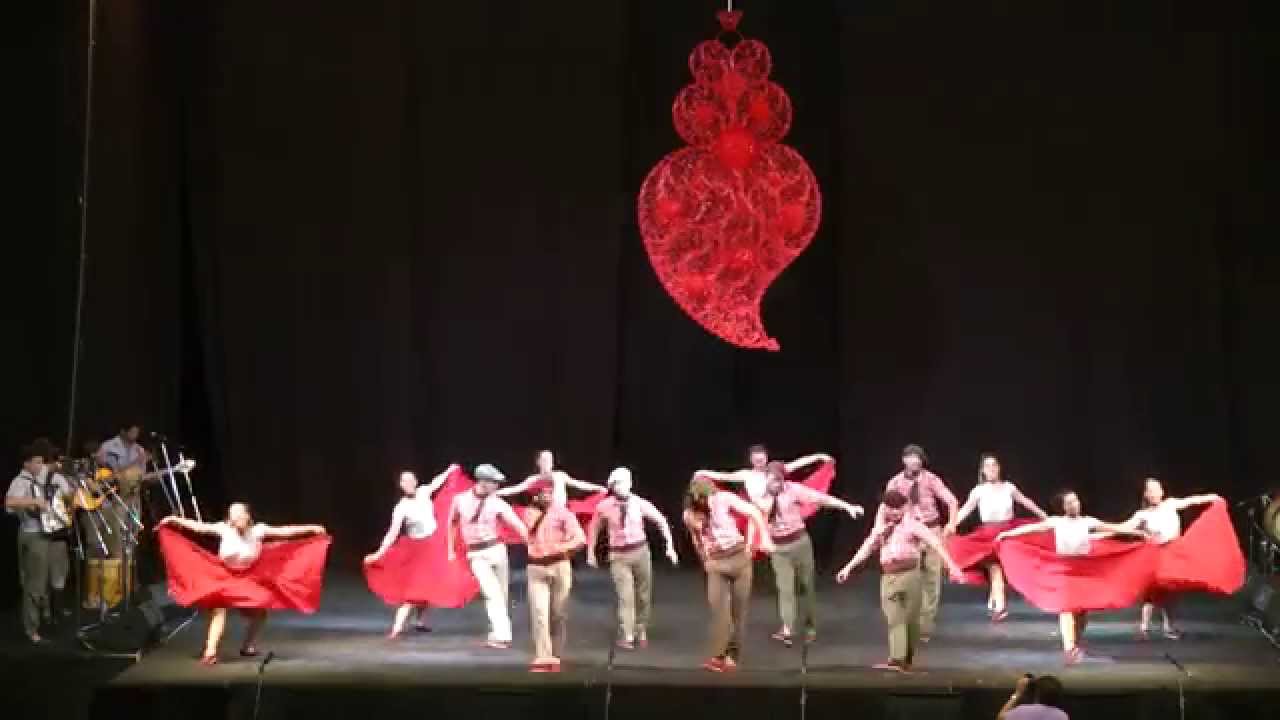 Uruguayan folk dance: Polca & Chamarrita - YouTube