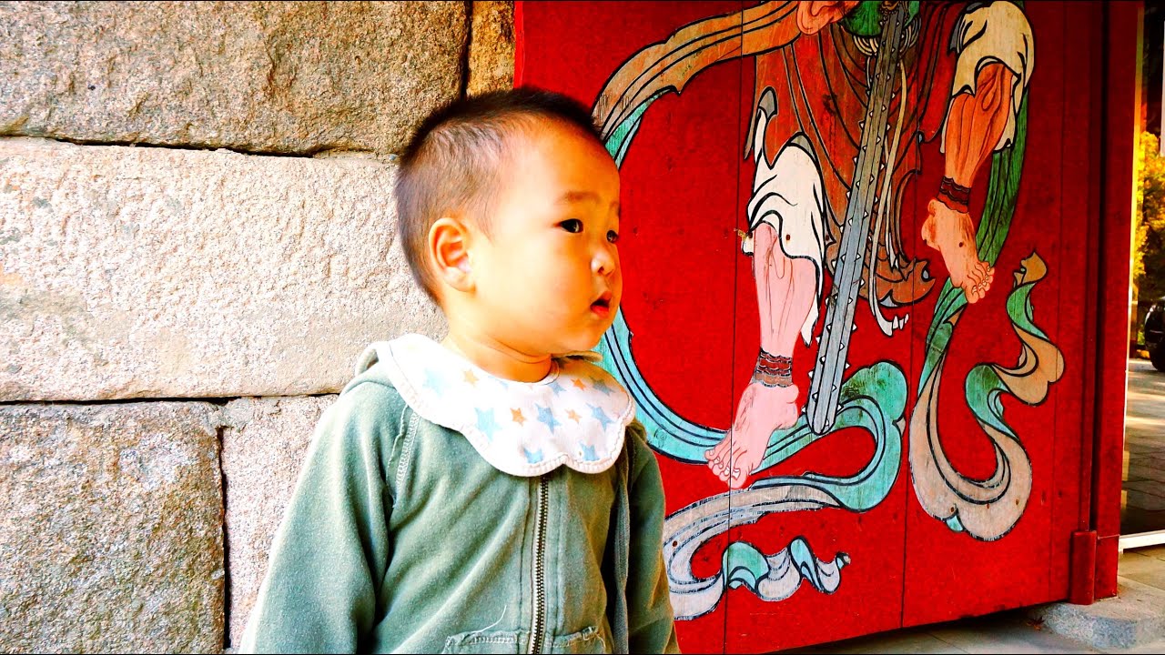 JJ family visited Jin Kwan Sa temple in Seoul 😊 Brothers video for ...