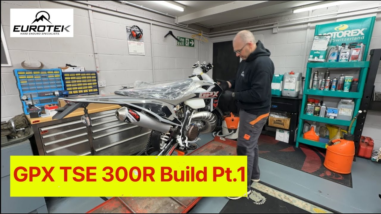 GPX TSE 300R Build Pt.1 (Eurotek) - YouTube