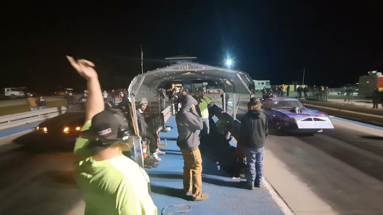 Beater bomb Mustang vs Crazy custom Chevy Camaro - YouTube