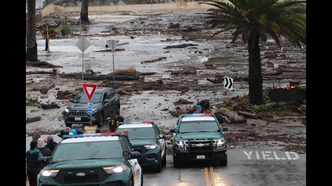 Dramatic flooding in Santa Cruz County as storm breaches coastline ...