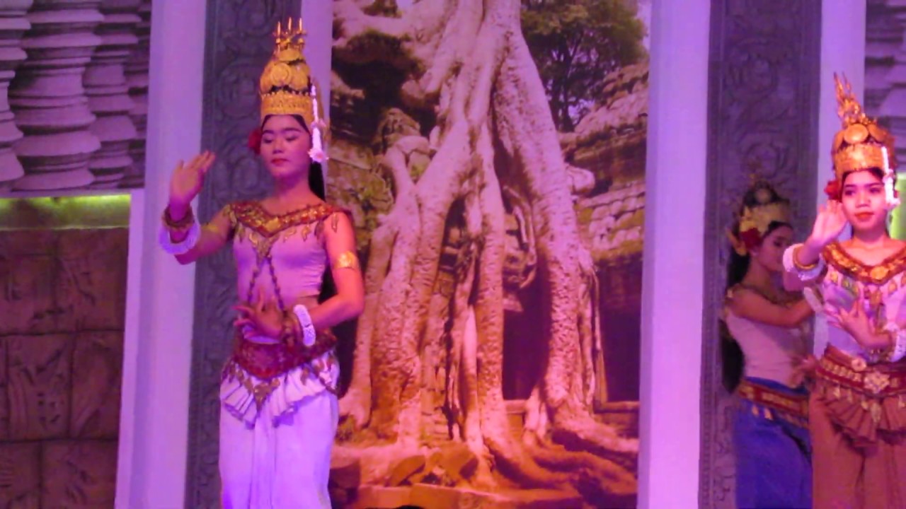 របាំអប្សារា | Robam Apsara | Khmer Traditional Dance - YouTube