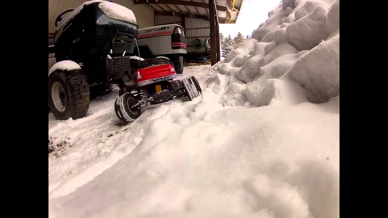 Axial scx10 and exceed maxstone 10 - YouTube