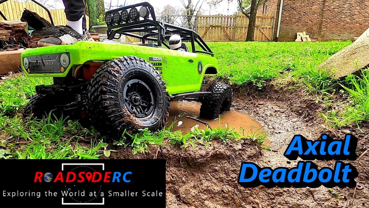 Axial Deadbolt on Backyard Crawler Course - YouTube