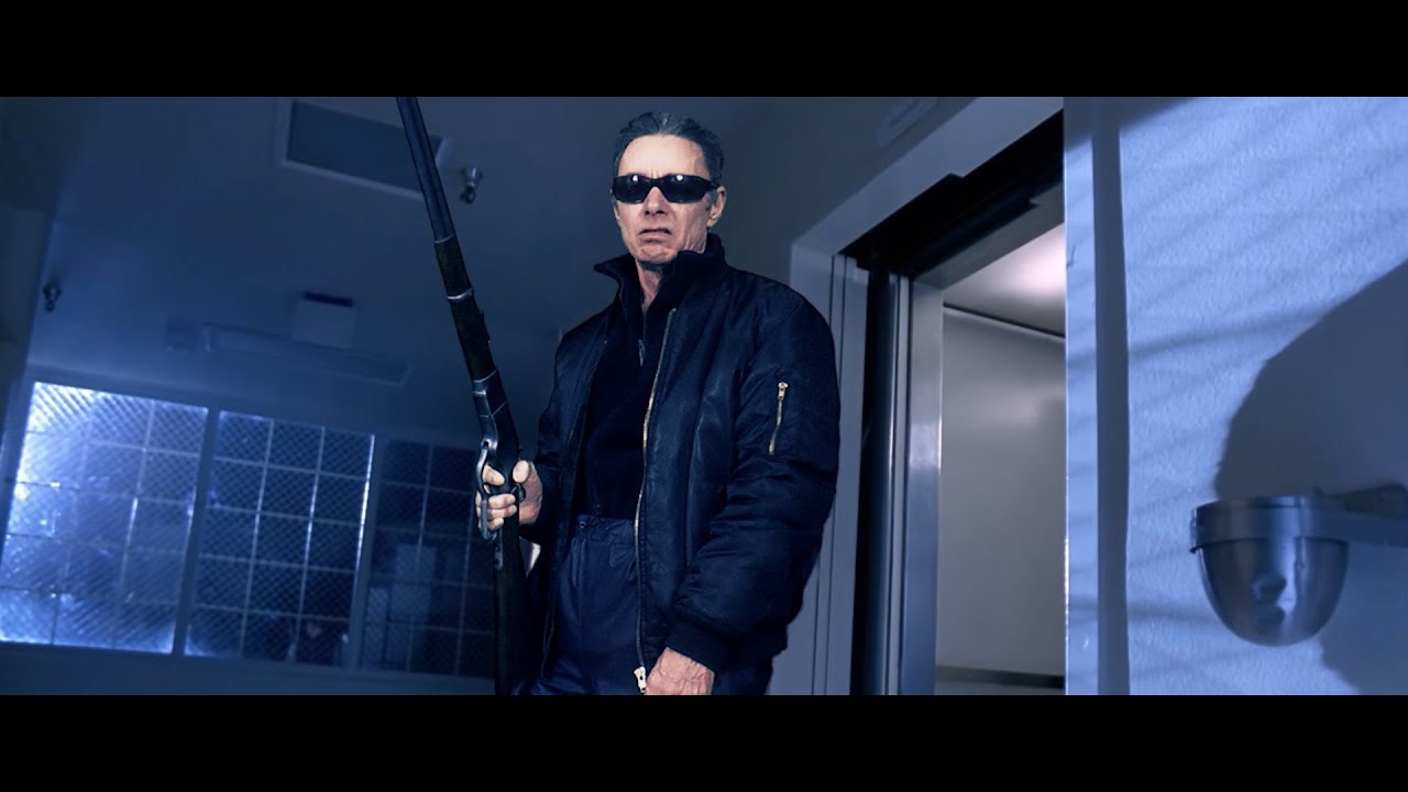 The Making Of Terminator 2 Stunt Doubles - YouTube