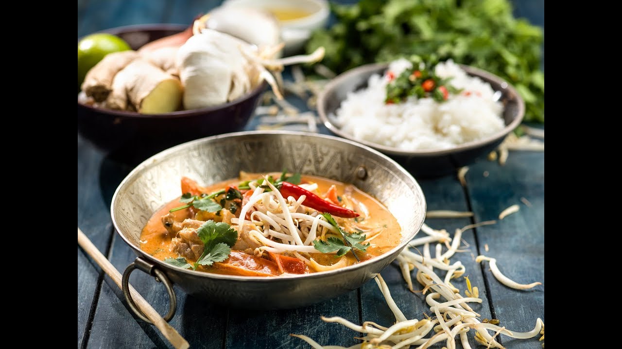 Red curry s kuracím mäsom a jazmínovou ryžou | Fresh Box - YouTube