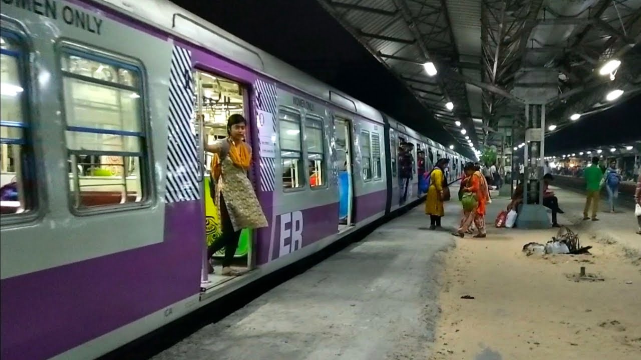 New Shiny EMU Rake Of DumDum Barrackpore Local || Barrackpore Local ...