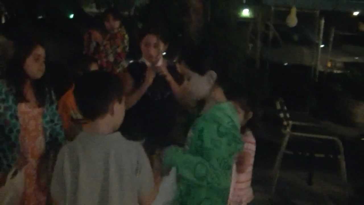 Funny pinata FAIL! - YouTube