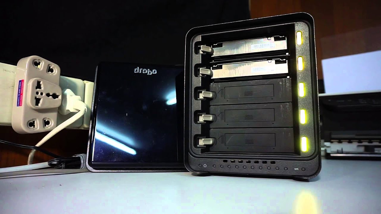 All Drobo 5D's lights have been flashing for weeks(small file size ...