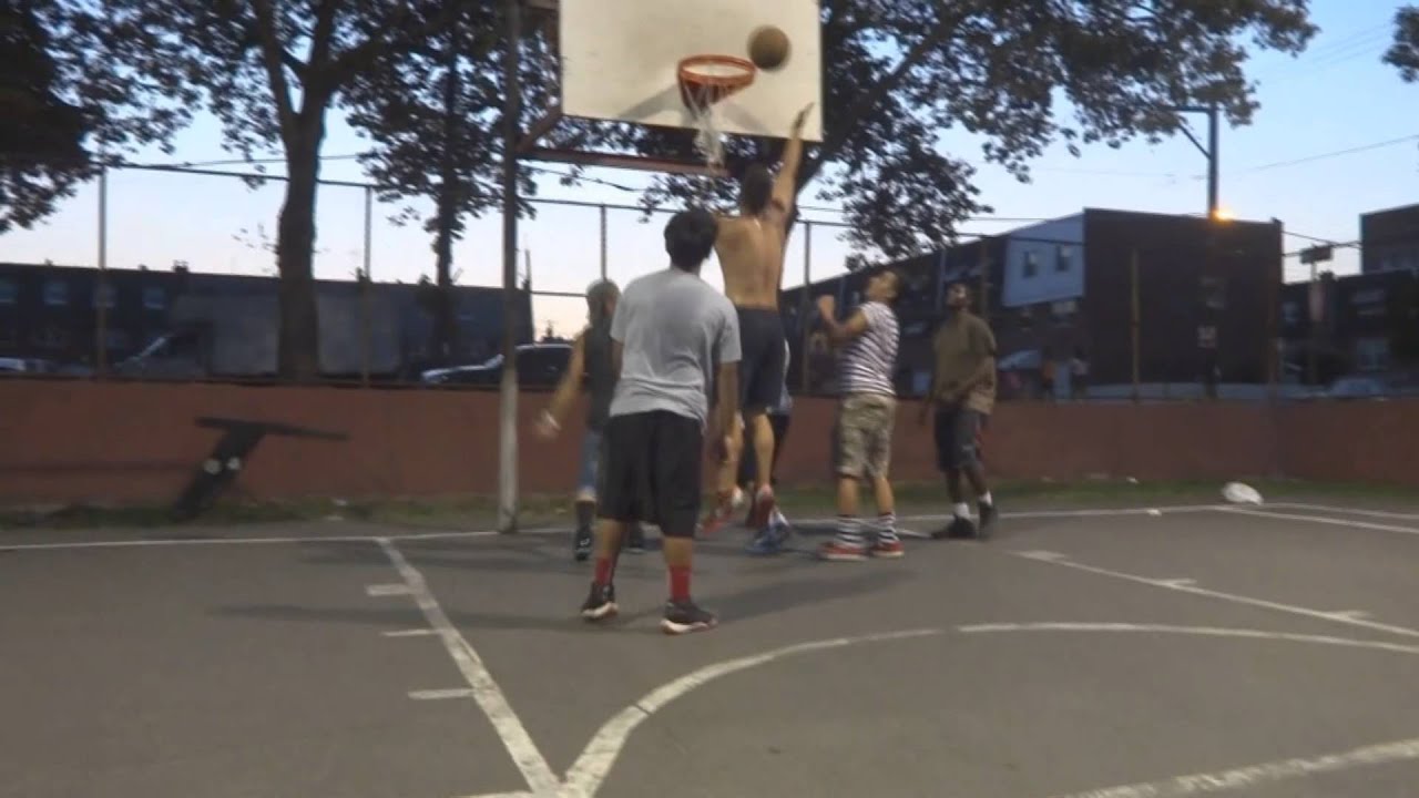 What happens when you miss an open layup? - YouTube