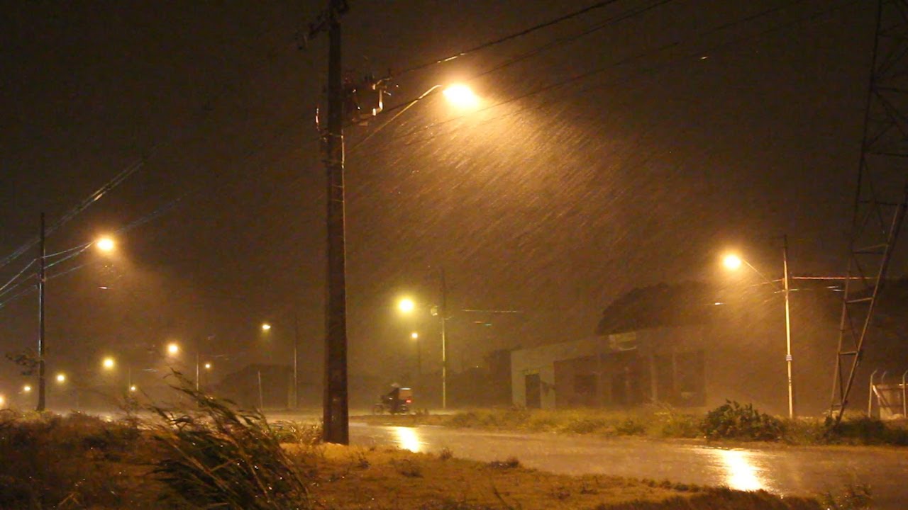 Tempestade com ventos fortes em Maringá/PR - Mais uma vez o vento ...