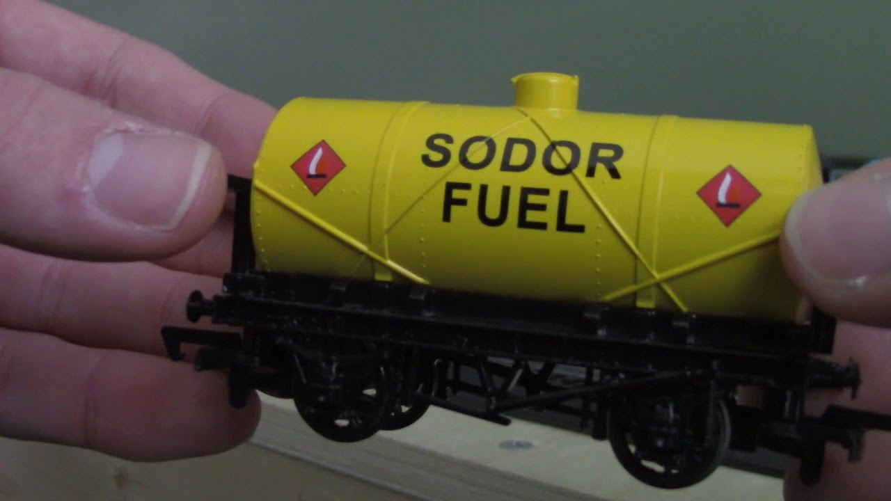 Bachmann HO Scale Sodor Fuel Tanker Review And Run - YouTube