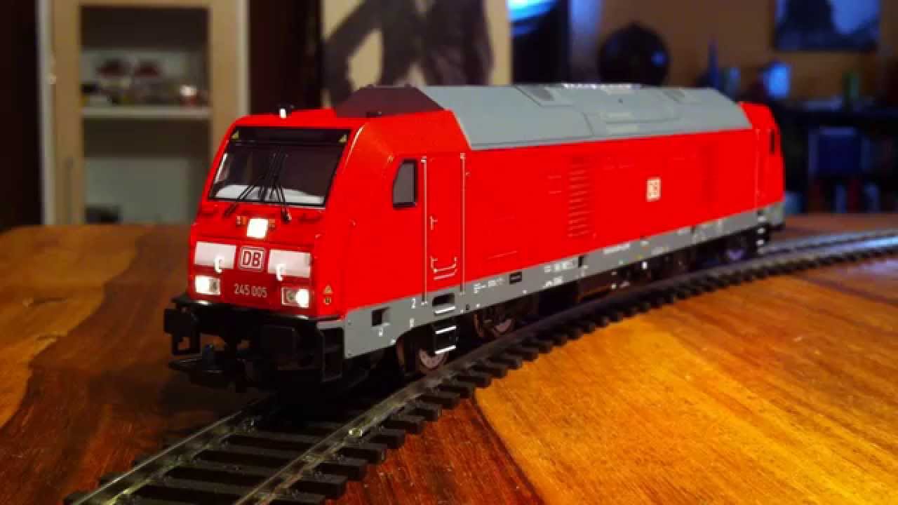 Piko Traxx 245 005 Art.Nr. 52512 Abfahren - YouTube