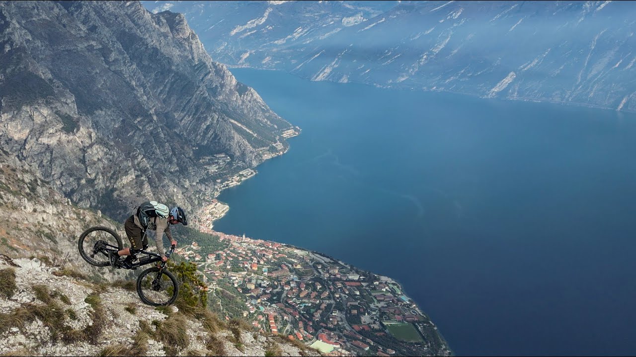 A strapiombo sul Garda - YouTube