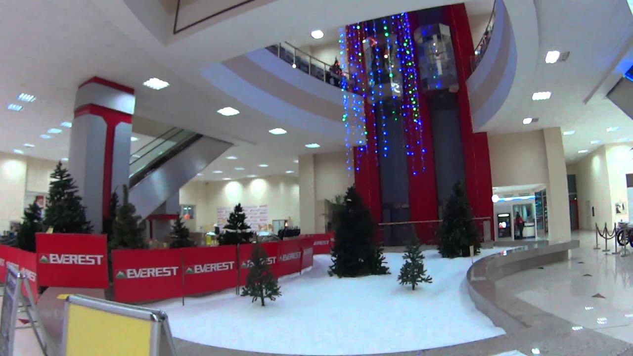 Christmas decorations in Megapolis Mall - YouTube