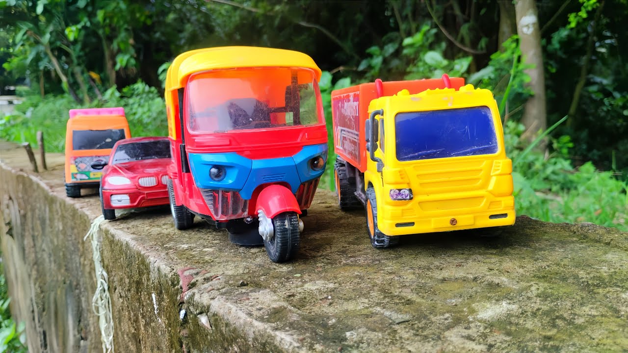 Satisfying ToyMercedes-Benz SUV,Auto Rickshaw,FeDex Car, Fire Truck ...