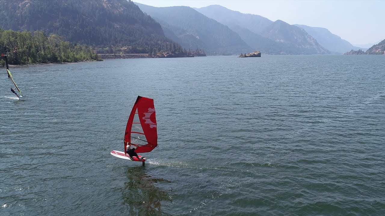 Diving for a $2500 Windsurf Foil - YouTube