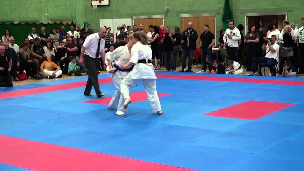 Hayley Rowlands (BKK) v Jodie Nightingale (IKK) Novice Women's ...