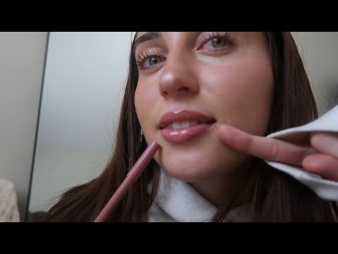 ASMR Something on My Lips